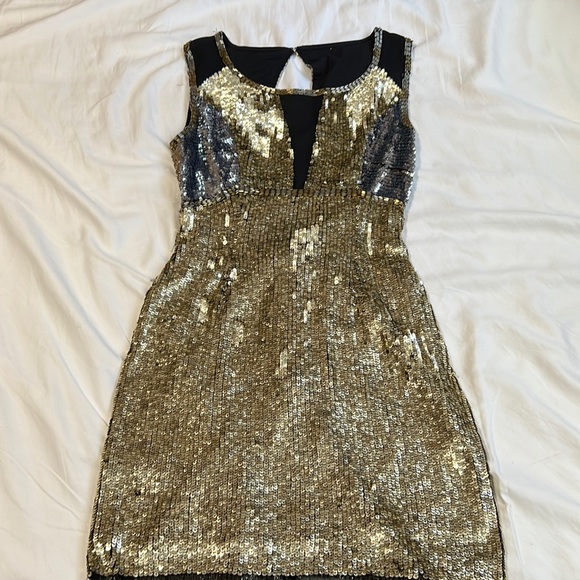 Zara | Dresses | Zara Gold Spangle Dress Xs | Poshmark